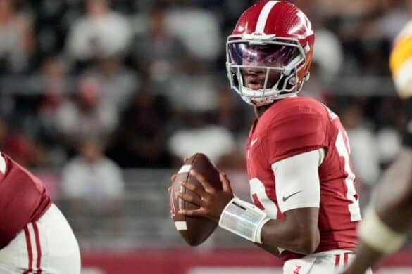 Top College Football Wide Receivers in 2025: Season Preview